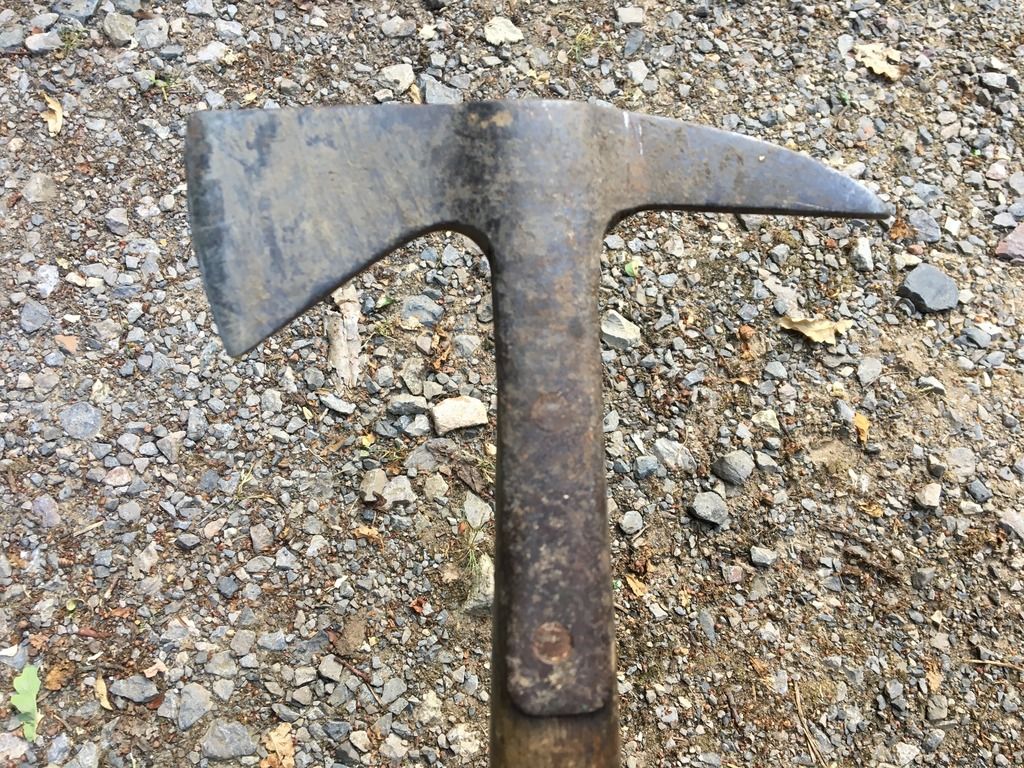 Photos - Axe Identification? | BladeForums.com